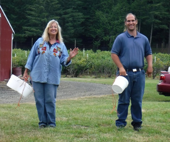 Hazen's Riverside Blueberries Coquille Oregon | Oregon's Finest U-Pick ...